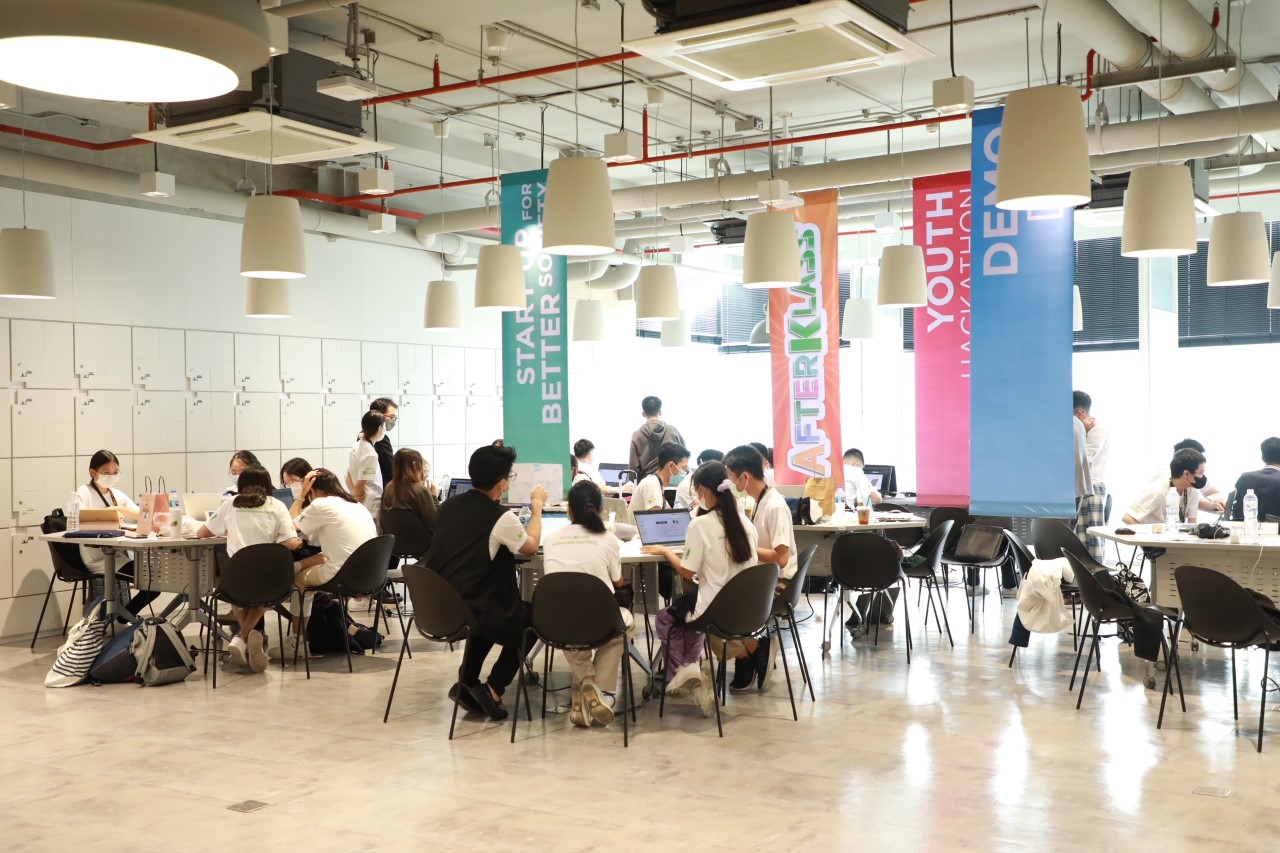 KBank organizes Hackathon 2022 - KASIKORNBANK